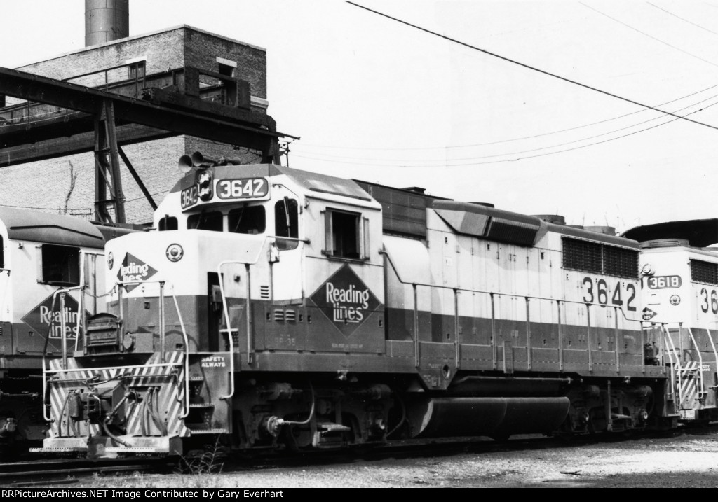 RDG GP35 #3642 - Reading Co